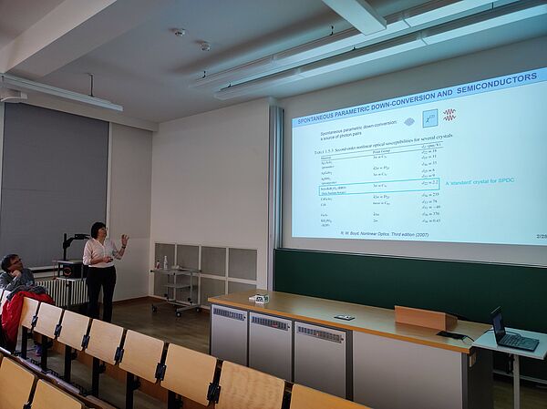Universität Paderborn - News item - Focus Session “Transient multi-wave ...